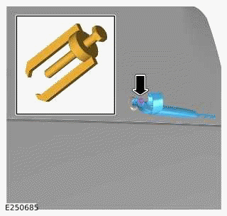 Land Rover Defender - Rear Window Wiper Arm - Wipers and Washers